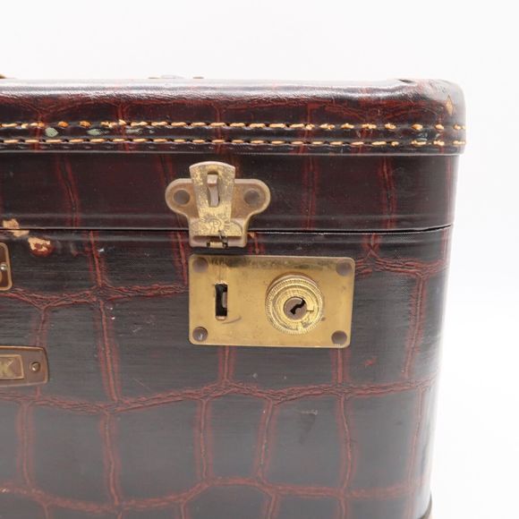 M.J. Belgrad | Bags | Vintage Travel Case Donby By Mj Belgrade Faux ...